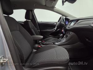 Pelēks Opel Astra 2017 Tallina, ar dzinēja tilpumu 1.40 L un nobraukumu 149 tūkst. km par 8200 €, foto 16 vietnē AUTOMOTO.COM.LV
