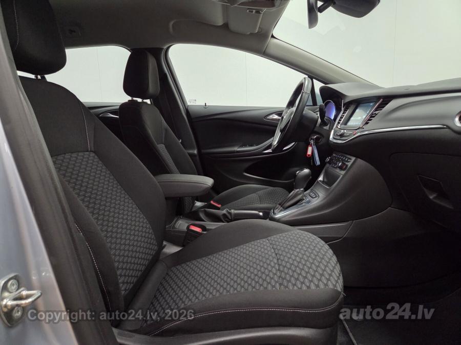 Pelēks Opel Astra 2017 Tallina, ar dzinēja tilpumu 1.40 L un nobraukumu 149 tūkst. km par 8200 €, foto 16 vietnē AUTOMOTO.COM.LV