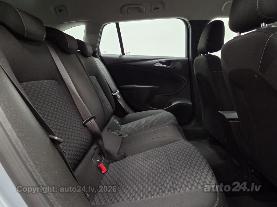 Pelēks Opel Astra 2017 Tallina, ar dzinēja tilpumu 1.40 L un nobraukumu 149 tūkst. km par 8200 €, foto 18 vietnē AUTOMOTO.COM.LV