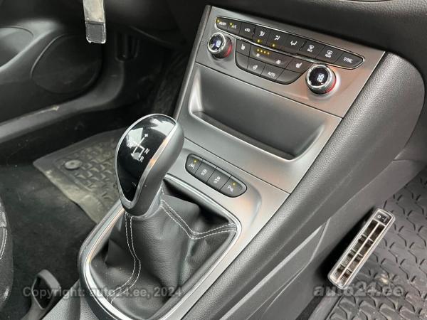 Pelēks Opel Astra 2018 Veru, ar dzinēja tilpumu 1.00 L un nobraukumu 22 tūkst. km par 10900 €, foto 11 vietnē AUTOMOTO.COM.LV