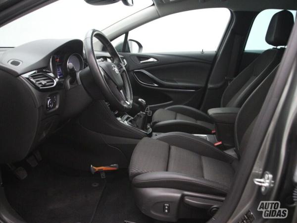 Pelēks Opel Astra 2018 Viļņa, ar dzinēja tilpumu 1.40 L un nobraukumu 178 tūkst. km par 8099 €, foto 4 vietnē AUTOMOTO.COM.LV