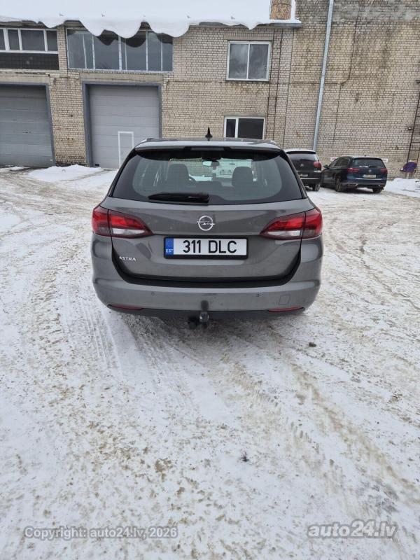 Pelēks Opel Astra 2018 Tallina, ar dzinēja tilpumu 1.60 L un nobraukumu 151 tūkst. km par 8000 €, foto 3 vietnē AUTOMOTO.COM.LV