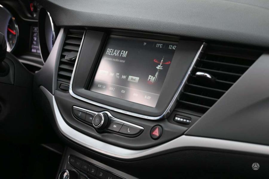 Серый Опель Астра 2018 в Кретинга, объемом двигателя 1.60 л и пробегом 139 тыс. км за 6450 €, фото 29 на AUTOMOTO.COM.LV