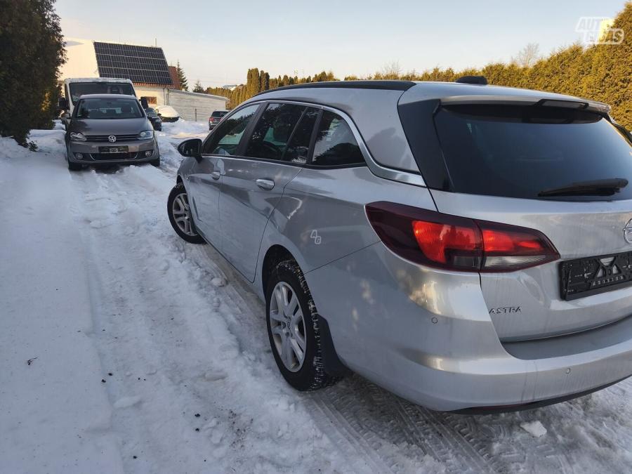 Pelēks Opel Astra 2018 Jurbarkas, ar dzinēja tilpumu 1.60 L un nobraukumu 115 tūkst. km par 6000 €, foto 3 vietnē AUTOMOTO.COM.LV