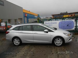 Grey Opel Astra 2018 in Viljandi, with an engine capacity of 1.60 L and mileage of 222 thousand km for 7890 €, photo 18 on AUTOMOTO.COM.LV