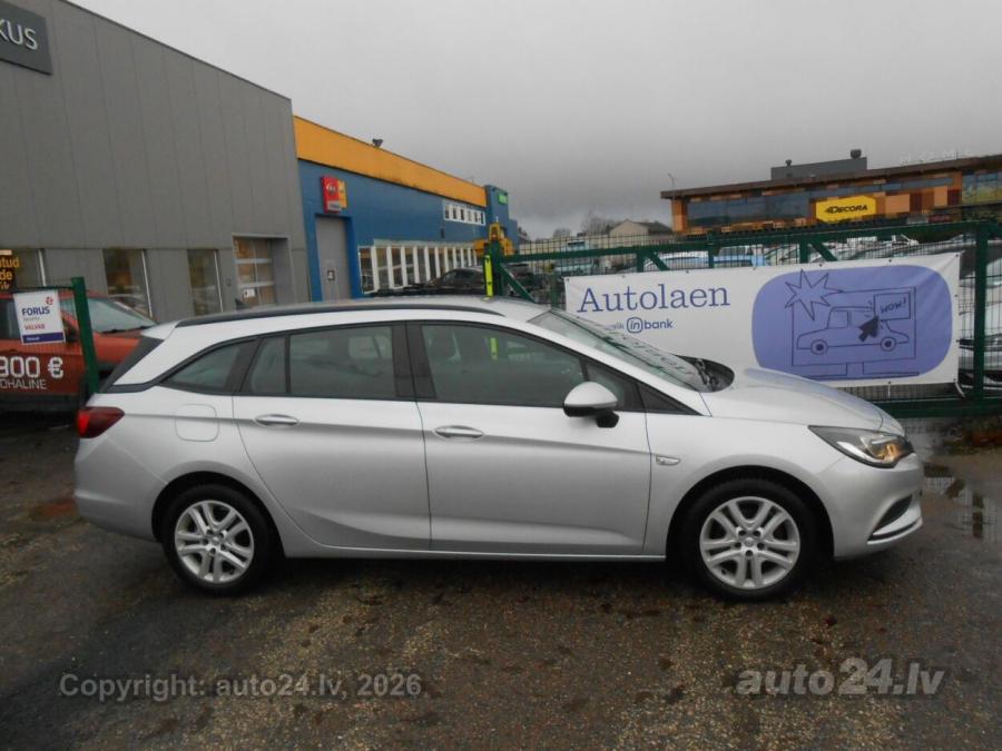 Grey Opel Astra 2018 in Viljandi, with an engine capacity of 1.60 L and mileage of 222 thousand km for 7890 €, photo 18 on AUTOMOTO.COM.LV