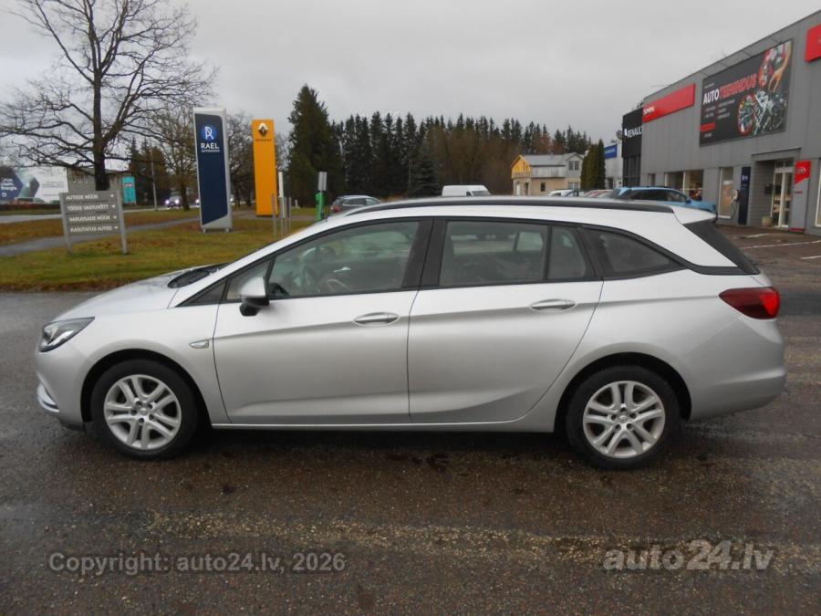 Grey Opel Astra 2018 in Viljandi, with an engine capacity of 1.60 L and mileage of 222 thousand km for 7890 €, photo 19 on AUTOMOTO.COM.LV