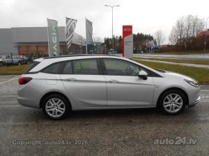 Grey Opel Astra 2018 in Viljandi, with an engine capacity of 1.60 L and mileage of 222 thousand km for 7890 €, photo 21 on AUTOMOTO.COM.LV