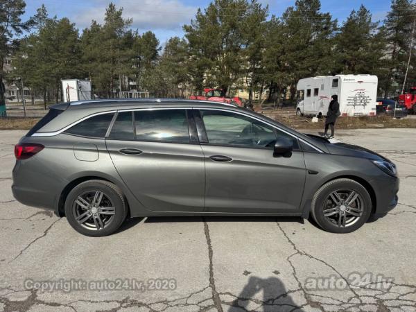 Pelēks Opel Astra 2018 Tallina, ar dzinēja tilpumu 1.40 L un nobraukumu 160 tūkst. km par 10000 €, foto 4 vietnē AUTOMOTO.COM.LV