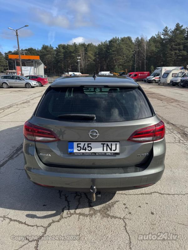 Pelēks Opel Astra 2018 Tallina, ar dzinēja tilpumu 1.40 L un nobraukumu 160 tūkst. km par 10000 €, foto 6 vietnē AUTOMOTO.COM.LV