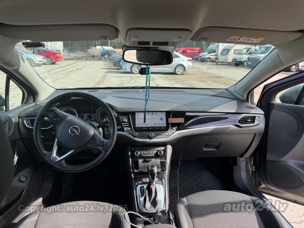 Pelēks Opel Astra 2018 Tallina, ar dzinēja tilpumu 1.40 L un nobraukumu 160 tūkst. km par 10000 €, foto 10 vietnē AUTOMOTO.COM.LV