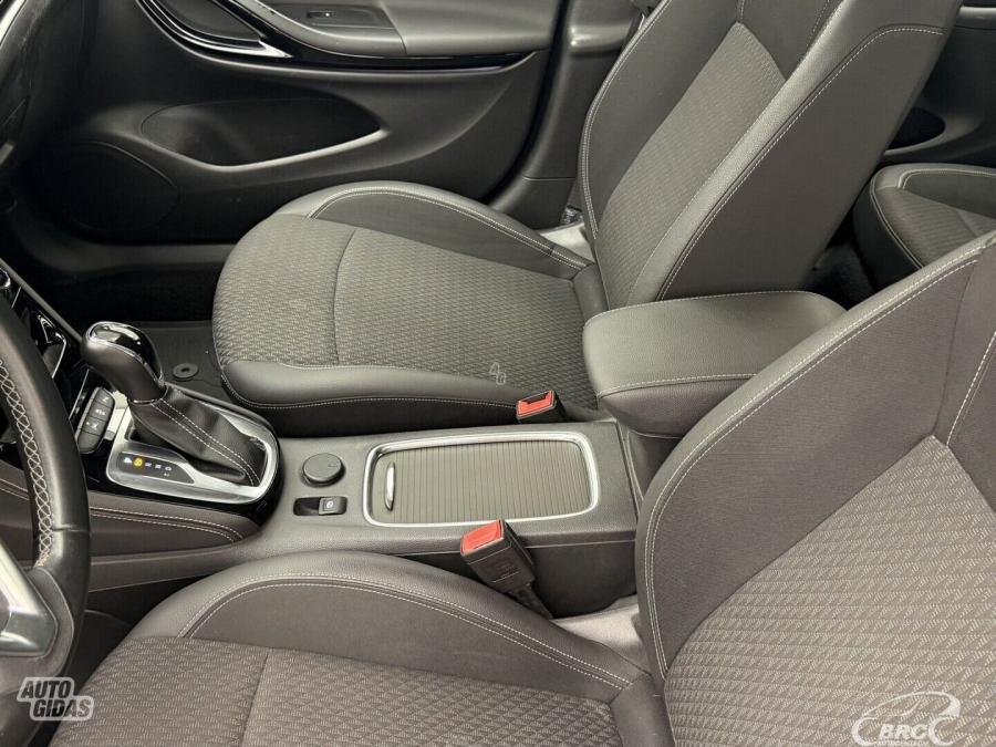 Pelēks Opel Astra 2018 Avižieniai, ar dzinēja tilpumu 1.60 L un nobraukumu 181 tūkst. km par 7500 €, foto 24 vietnē AUTOMOTO.COM.LV