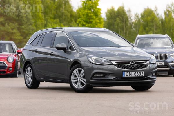 Grey Opel Astra 2018 in Jelgava, with an engine capacity of 1.60 L and mileage of 0 thousand km for 6750 €, photo 3 on AUTOMOTO.COM.LV