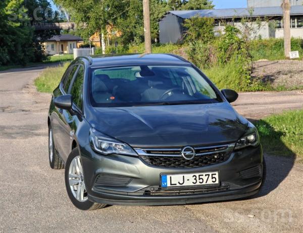Pelēks Opel Astra 2018 Rīga, ar dzinēja tilpumu 1.40 L un nobraukumu 138 tūkst. km par 7900 €, foto 1 vietnē AUTOMOTO.COM.LV