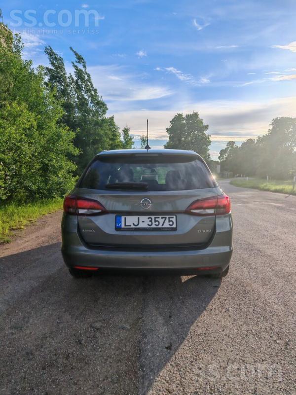 Pelēks Opel Astra 2018 Rīga, ar dzinēja tilpumu 1.40 L un nobraukumu 138 tūkst. km par 7900 €, foto 4 vietnē AUTOMOTO.COM.LV