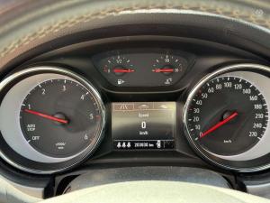 Grey Opel Astra 2018 in Klaipeda, with an engine capacity of 1.60 L and mileage of 203 thousand km for 5700 €, photo 11 on AUTOMOTO.COM.LV