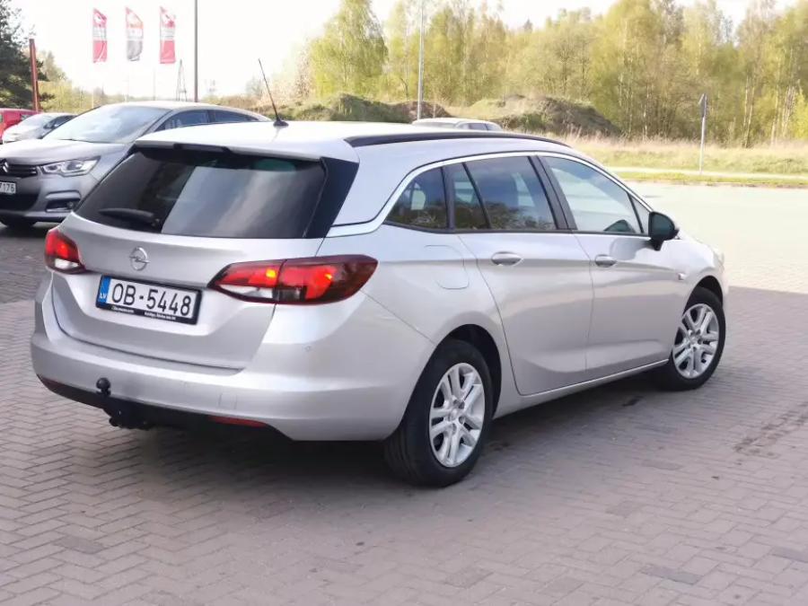 Pelēks Opel Astra 2018 Kuldīga, ar dzinēja tilpumu 1.60 L un nobraukumu 111 tūkst. km par 8790 €, foto 3 vietnē AUTOMOTO.COM.LV