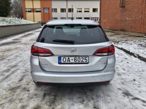 Grey Opel Astra 2018 in Riga, with an engine capacity of 1.60 L and mileage of 207 thousand km for 6690 €, photo 9 on AUTOMOTO.COM.LV