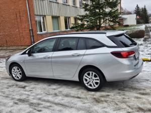 Grey Opel Astra 2018 in Riga, with an engine capacity of 1.60 L and mileage of 207 thousand km for 6690 €, photo 11 on AUTOMOTO.COM.LV