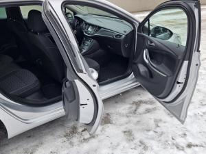 Grey Opel Astra 2018 in Riga, with an engine capacity of 1.60 L and mileage of 207 thousand km for 6690 €, photo 24 on AUTOMOTO.COM.LV