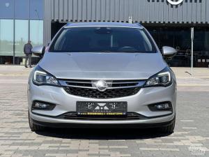 Grey Opel Astra 2018 in Siauliai, with an engine capacity of 1.60 L and mileage of 186 thousand km for 7700 €, photo 4 on AUTOMOTO.COM.LV