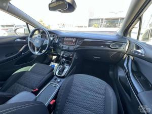 Grey Opel Astra 2018 in Siauliai, with an engine capacity of 1.60 L and mileage of 186 thousand km for 7700 €, photo 25 on AUTOMOTO.COM.LV