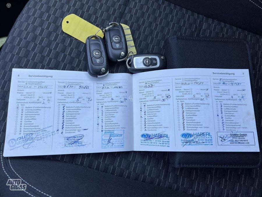 Grey Opel Astra 2018 in Siauliai, with an engine capacity of 1.60 L and mileage of 186 thousand km for 7700 €, photo 27 on AUTOMOTO.COM.LV