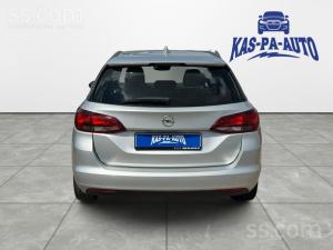 Grey Opel Astra 2018 in Riga, with an engine capacity of 1.60 L and mileage of 210 thousand km for 6500 €, photo 3 on AUTOMOTO.COM.LV