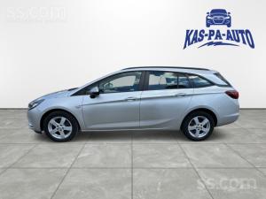 Grey Opel Astra 2018 in Riga, with an engine capacity of 1.60 L and mileage of 210 thousand km for 6500 €, photo 4 on AUTOMOTO.COM.LV