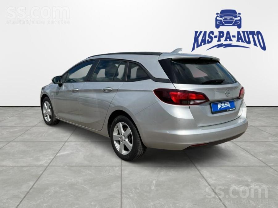 Grey Opel Astra 2018 in Riga, with an engine capacity of 1.60 L and mileage of 210 thousand km for 6500 €, photo 6 on AUTOMOTO.COM.LV