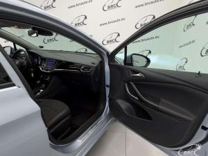 Pelēks Opel Astra 2018 Viļņa, ar dzinēja tilpumu 1.60 L un nobraukumu 181 tūkst. km par 6490 €, foto 10 vietnē AUTOMOTO.COM.LV