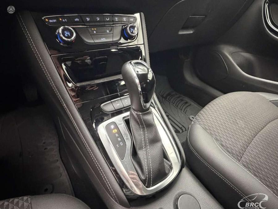 Pelēks Opel Astra 2018 Viļņa, ar dzinēja tilpumu 1.60 L un nobraukumu 181 tūkst. km par 6490 €, foto 26 vietnē AUTOMOTO.COM.LV