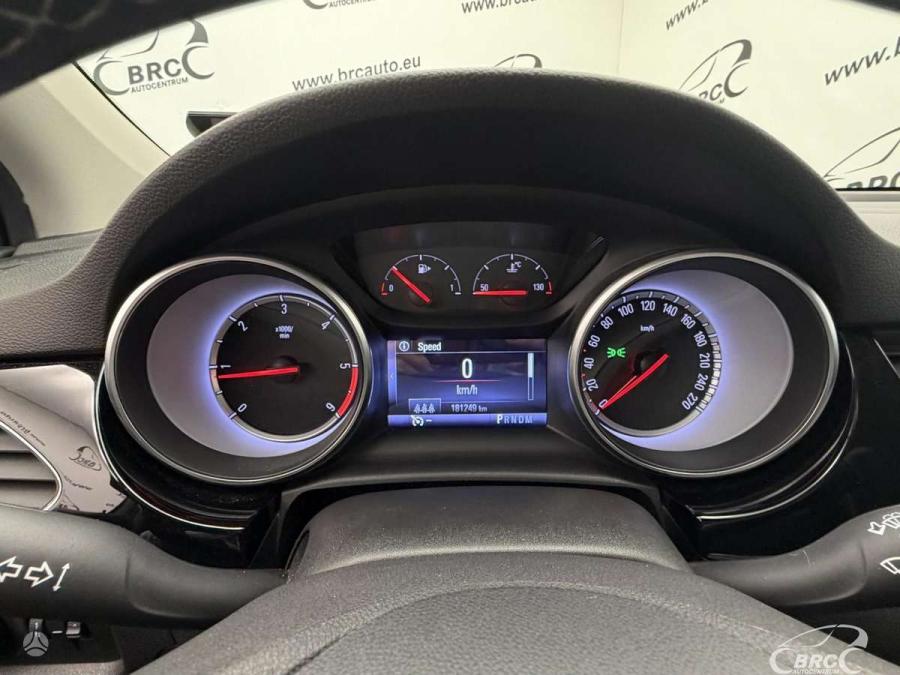 Pelēks Opel Astra 2018 Viļņa, ar dzinēja tilpumu 1.60 L un nobraukumu 181 tūkst. km par 6490 €, foto 31 vietnē AUTOMOTO.COM.LV