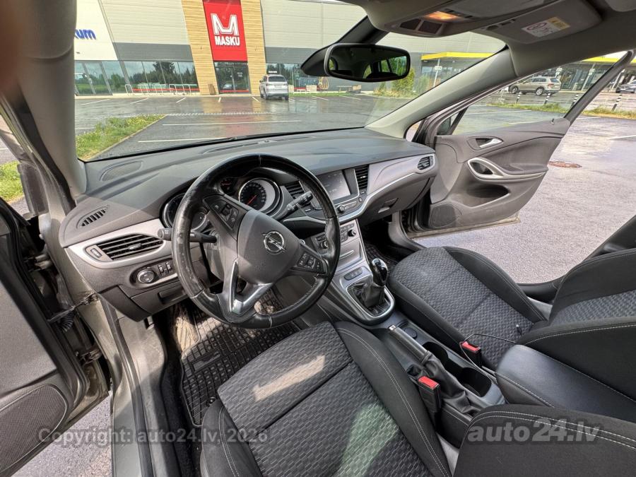 Pelēks Opel Astra 2018 Tallina, ar dzinēja tilpumu 1.60 L un nobraukumu 180 tūkst. km par 6500 €, foto 10 vietnē AUTOMOTO.COM.LV