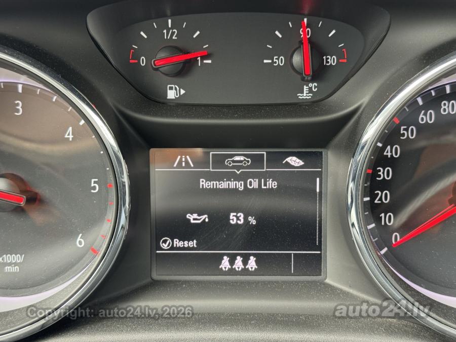 Pelēks Opel Astra 2018 Tallina, ar dzinēja tilpumu 1.60 L un nobraukumu 180 tūkst. km par 6500 €, foto 13 vietnē AUTOMOTO.COM.LV