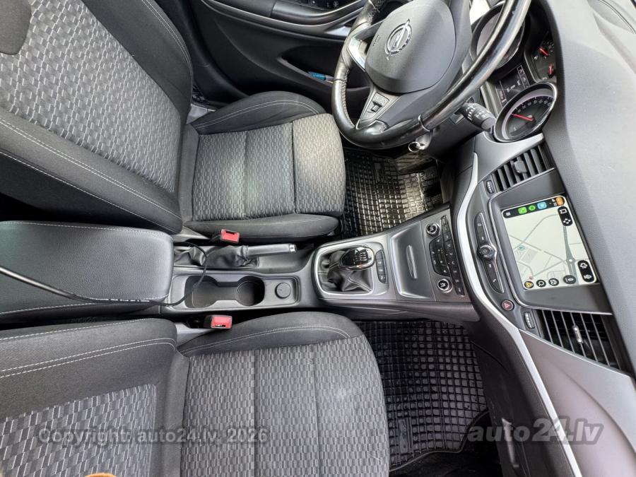 Pelēks Opel Astra 2018 Tallina, ar dzinēja tilpumu 1.60 L un nobraukumu 180 tūkst. km par 6500 €, foto 14 vietnē AUTOMOTO.COM.LV