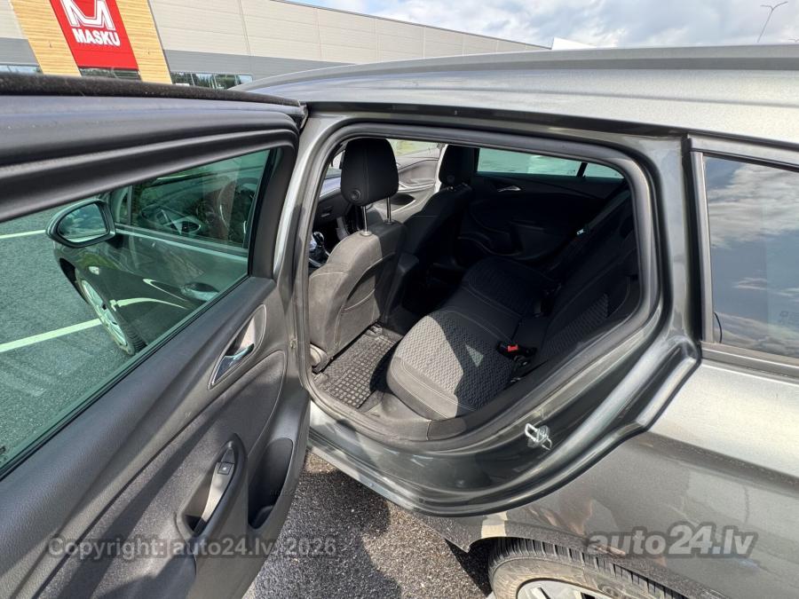 Pelēks Opel Astra 2018 Tallina, ar dzinēja tilpumu 1.60 L un nobraukumu 180 tūkst. km par 6500 €, foto 15 vietnē AUTOMOTO.COM.LV