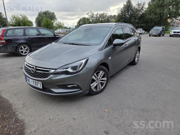 Pelēks Opel Astra 2018 Rīga, ar dzinēja tilpumu 1.60 L un nobraukumu 248 tūkst. km par 6000 €, foto 3 vietnē AUTOMOTO.COM.LV