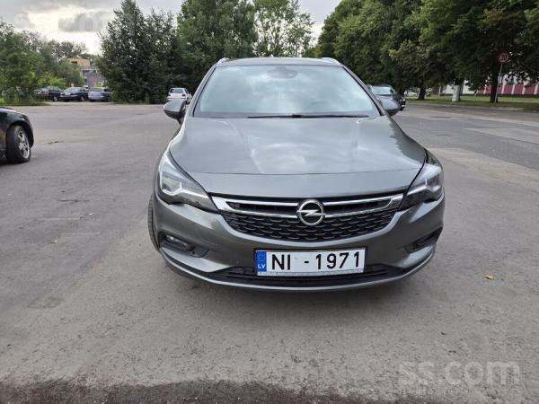 Pelēks Opel Astra 2018 Rīga, ar dzinēja tilpumu 1.60 L un nobraukumu 248 tūkst. km par 6000 €, foto 4 vietnē AUTOMOTO.COM.LV