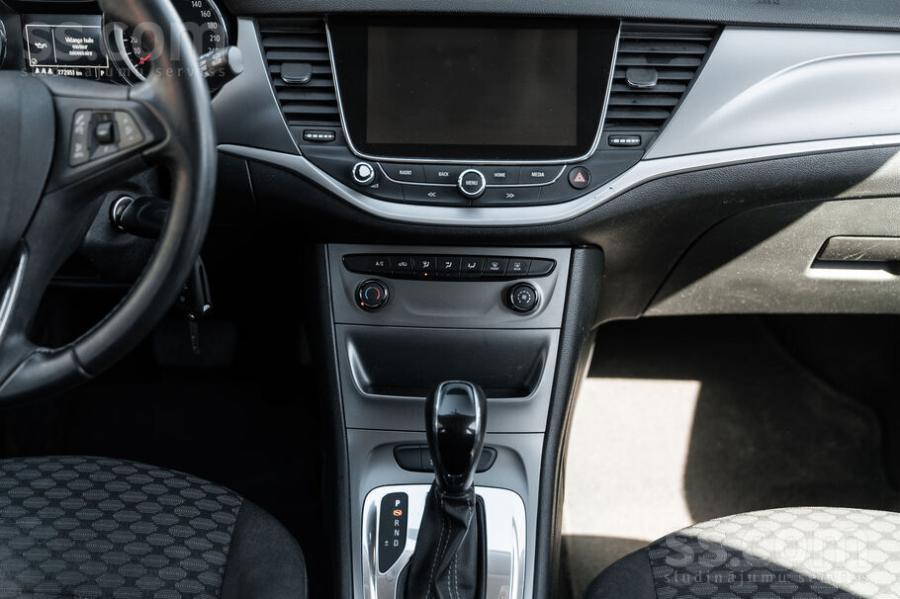Pelēks Opel Astra 2018 Rīga, ar dzinēja tilpumu 1.60 L un nobraukumu 273 tūkst. km par 6350 €, foto 9 vietnē AUTOMOTO.COM.LV