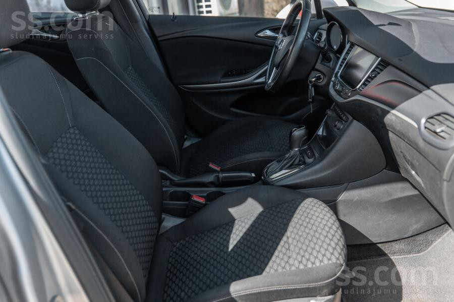 Pelēks Opel Astra 2018 Rīga, ar dzinēja tilpumu 1.60 L un nobraukumu 273 tūkst. km par 6350 €, foto 12 vietnē AUTOMOTO.COM.LV