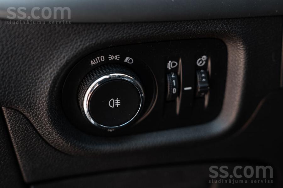 Pelēks Opel Astra 2018 Rīga, ar dzinēja tilpumu 1.60 L un nobraukumu 273 tūkst. km par 6350 €, foto 16 vietnē AUTOMOTO.COM.LV