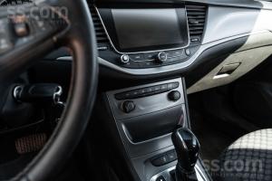 Pelēks Opel Astra 2018 Rīga, ar dzinēja tilpumu 1.60 L un nobraukumu 273 tūkst. km par 6350 €, foto 18 vietnē AUTOMOTO.COM.LV