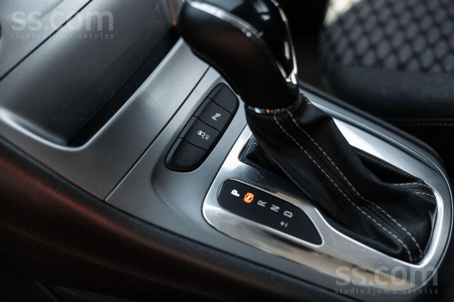 Pelēks Opel Astra 2018 Rīga, ar dzinēja tilpumu 1.60 L un nobraukumu 273 tūkst. km par 6350 €, foto 19 vietnē AUTOMOTO.COM.LV