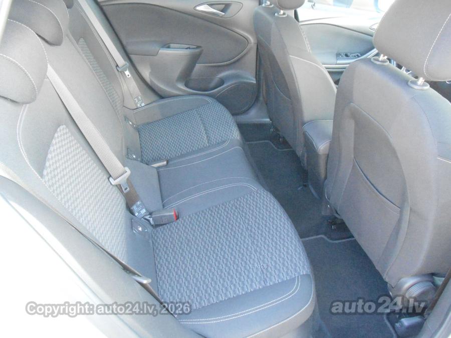 Pelēks Opel Astra 2018 Viljandi, ar dzinēja tilpumu 1.60 L un nobraukumu 222 tūkst. km par 6990 €, foto 12 vietnē AUTOMOTO.COM.LV