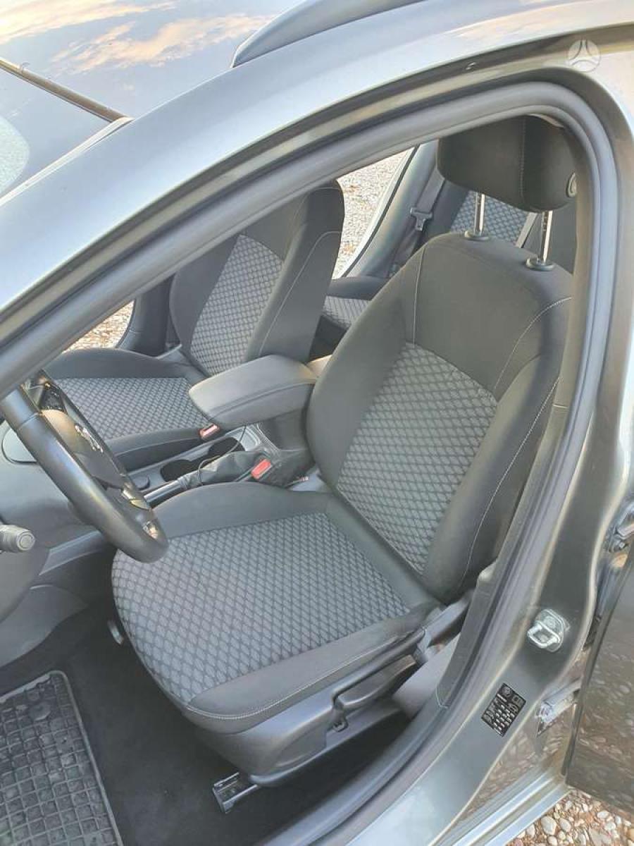 Pelēks Opel Astra 2018 Šakiai, ar dzinēja tilpumu 1.60 L un nobraukumu 163 tūkst. km par 8500 €, foto 12 vietnē AUTOMOTO.COM.LV
