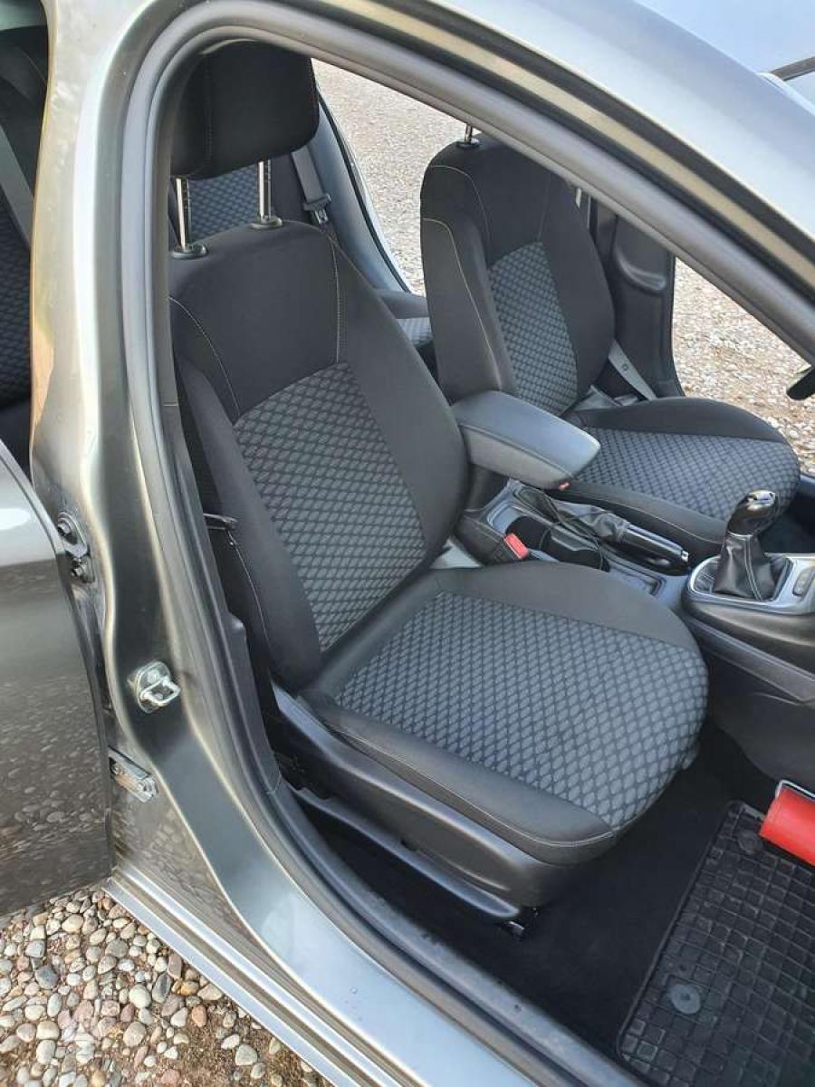 Pelēks Opel Astra 2018 Šakiai, ar dzinēja tilpumu 1.60 L un nobraukumu 163 tūkst. km par 8500 €, foto 13 vietnē AUTOMOTO.COM.LV
