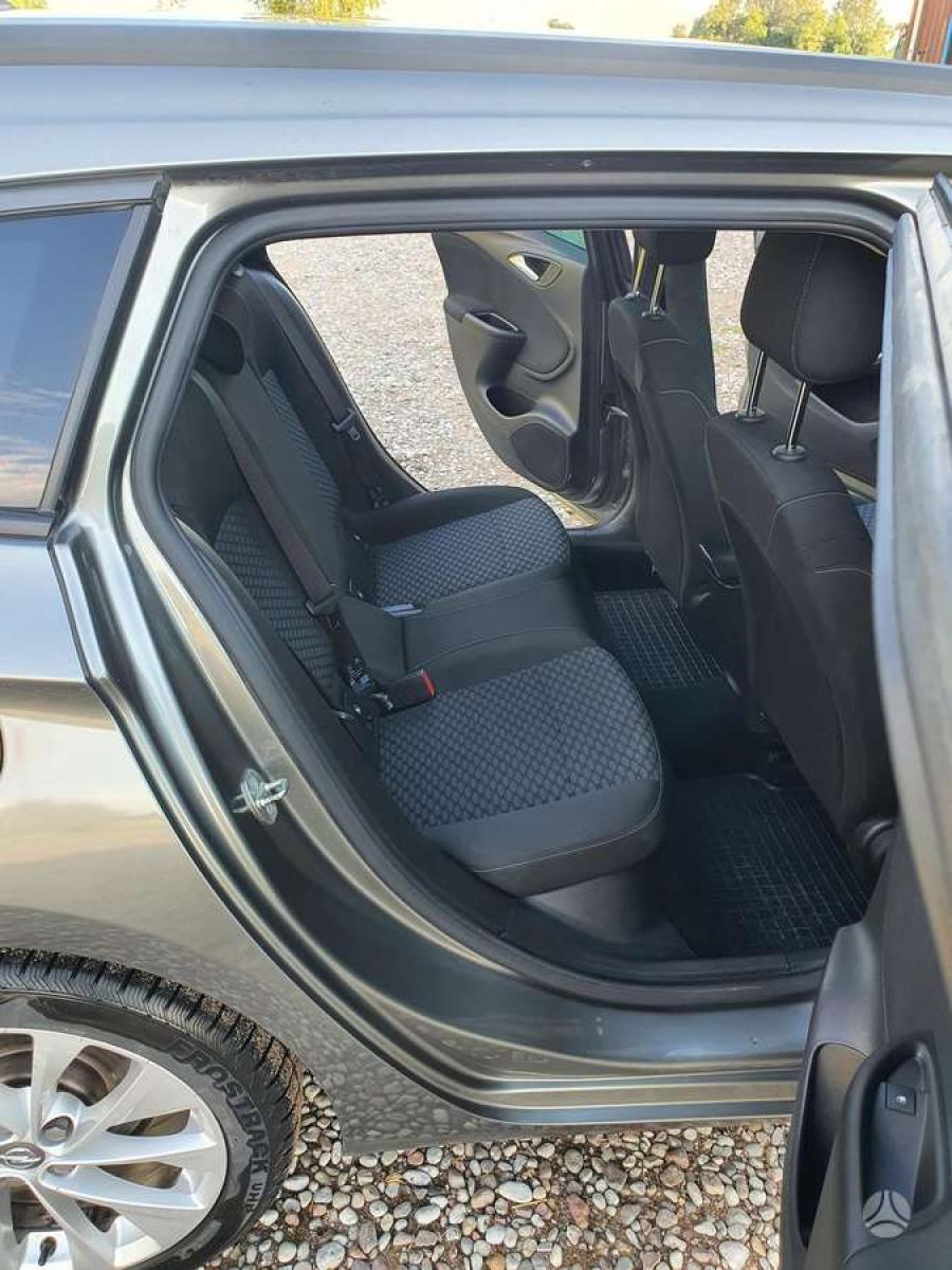 Pelēks Opel Astra 2018 Šakiai, ar dzinēja tilpumu 1.60 L un nobraukumu 163 tūkst. km par 8500 €, foto 14 vietnē AUTOMOTO.COM.LV