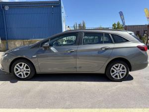 Grey Opel Astra 2018 in Klaipeda, with an engine capacity of 1.60 L and mileage of 218 thousand km for 4900 €, photo 5 on AUTOMOTO.COM.LV