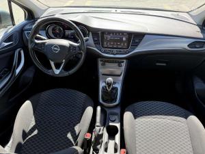 Grey Opel Astra 2018 in Klaipeda, with an engine capacity of 1.60 L and mileage of 218 thousand km for 4900 €, photo 8 on AUTOMOTO.COM.LV